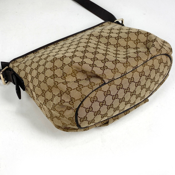 Gucci | Bags | Gucci Gg Logo Shoulder Gg Pattern Bag Canvas Crossbody ...